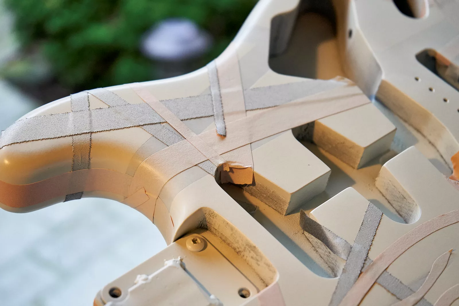 How to Paint a Frankenstrat - StewMac
