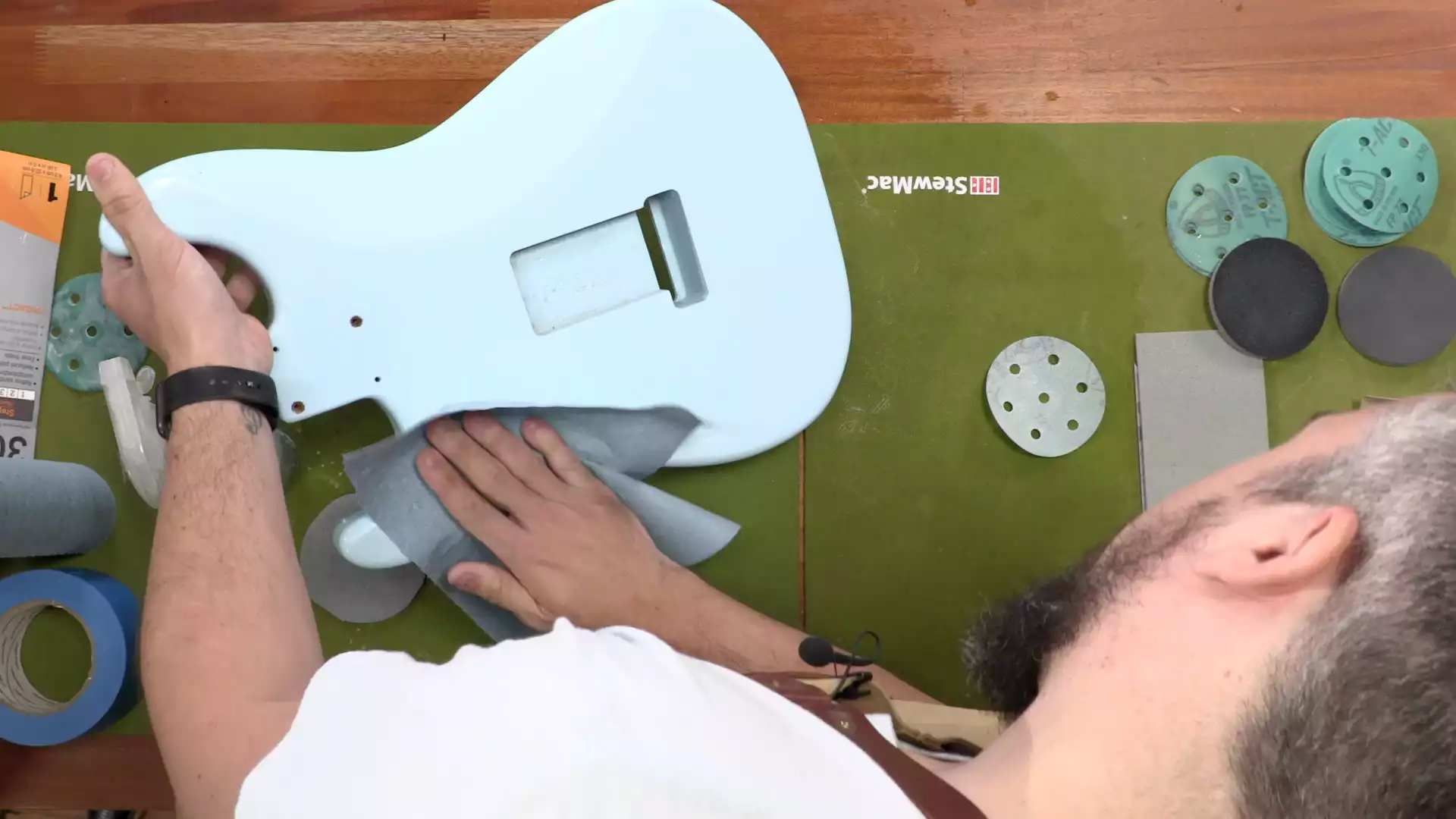 Aerosol Guitar Finishing Course: Part 3 - StewMac