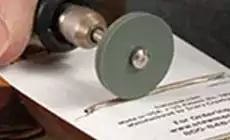 Using fret polishing wheels on a flex shaft - StewMac