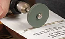 Using fret polishing wheels on a flex shaft - StewMac