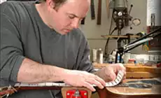 Using fret polishing wheels on a flex shaft - StewMac