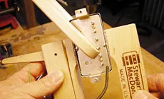 How to open a humbucker and reverse the polarity - StewMac