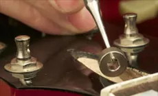 A pain in the necks: Gibson doubleneck with a broken truss rod - StewMac